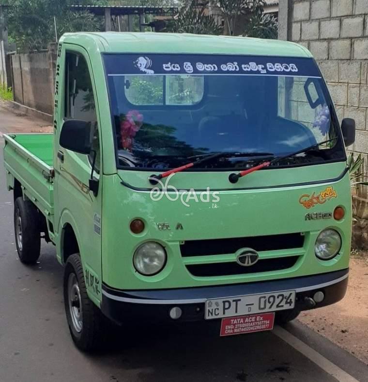 Dimo Batta Ex(2012) for sale in Anuradhapura