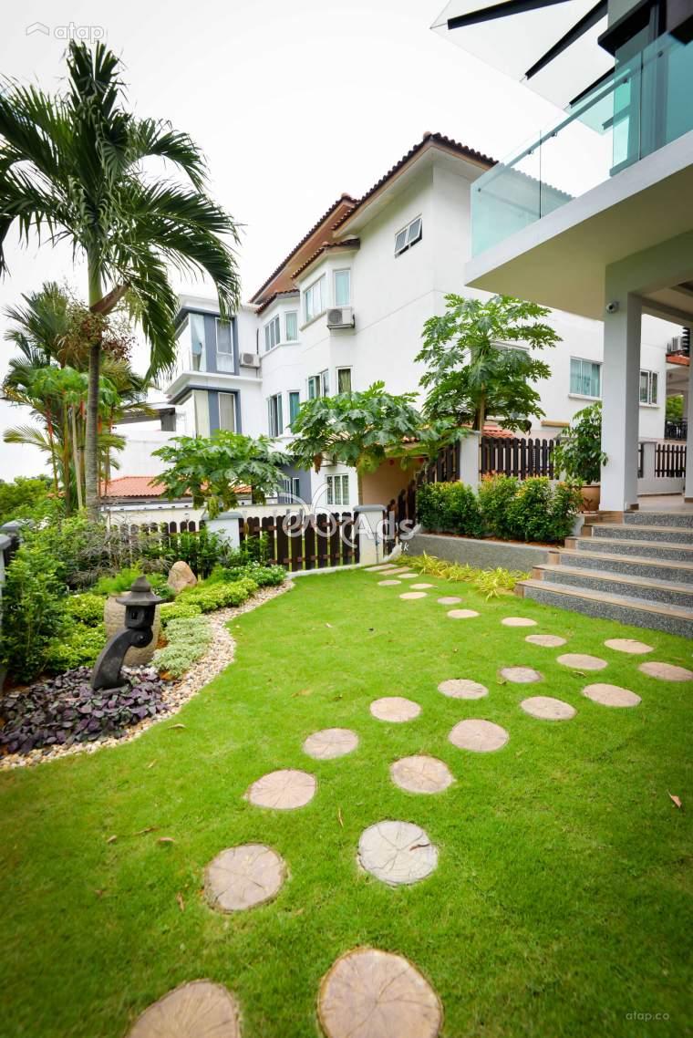 තණකොල කැපීම in Colombo