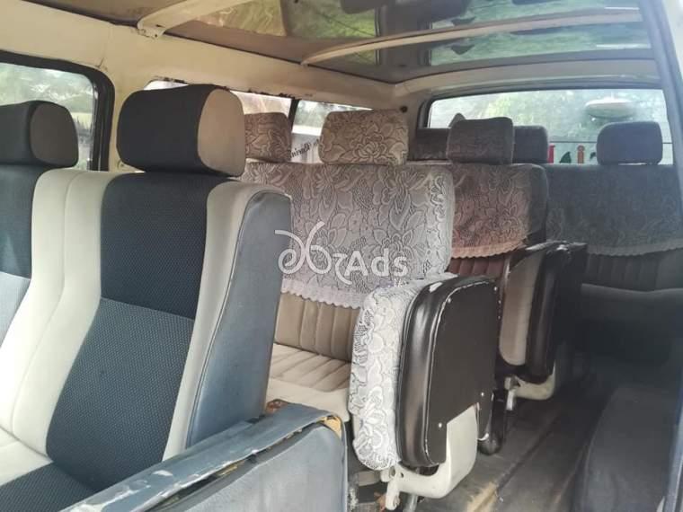 Toyota Hiace LH61 (Shell model)