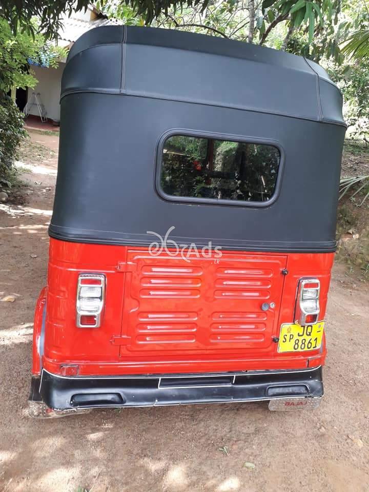 Bajaj 2 Stroke Three Wheel in Matara