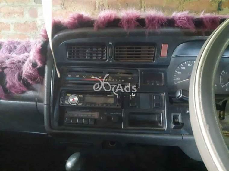 Toyota Hiace LH 113 for Sale