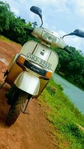 Bajaj Legend Motorbikes in Horana